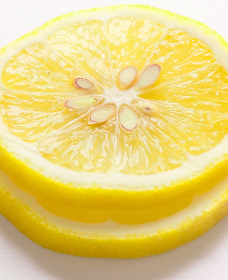 25 Surprising Health Benefits of Lemon Seeds (#8 is Shocking)